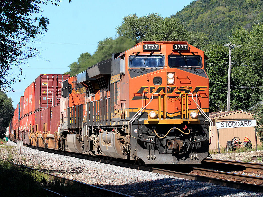 BNSF 3777
